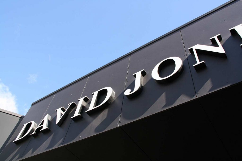 WHAT MAKES A GOOD SIGN GREAT? - Signs & Lines