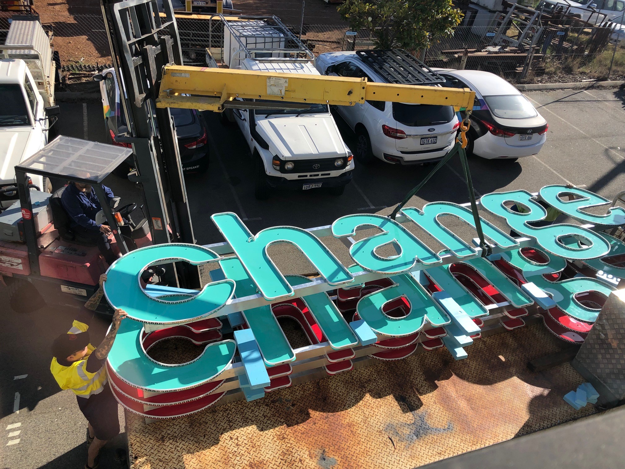 ROPE NEON LED CRANE SIGNAGE - Signs & Lines