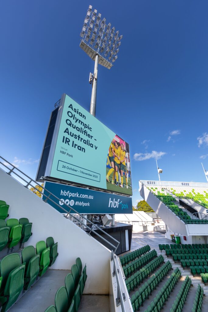 STADIUM SOLUTIONS WITH DIGITAL SIGNAGE - Signs & Lines