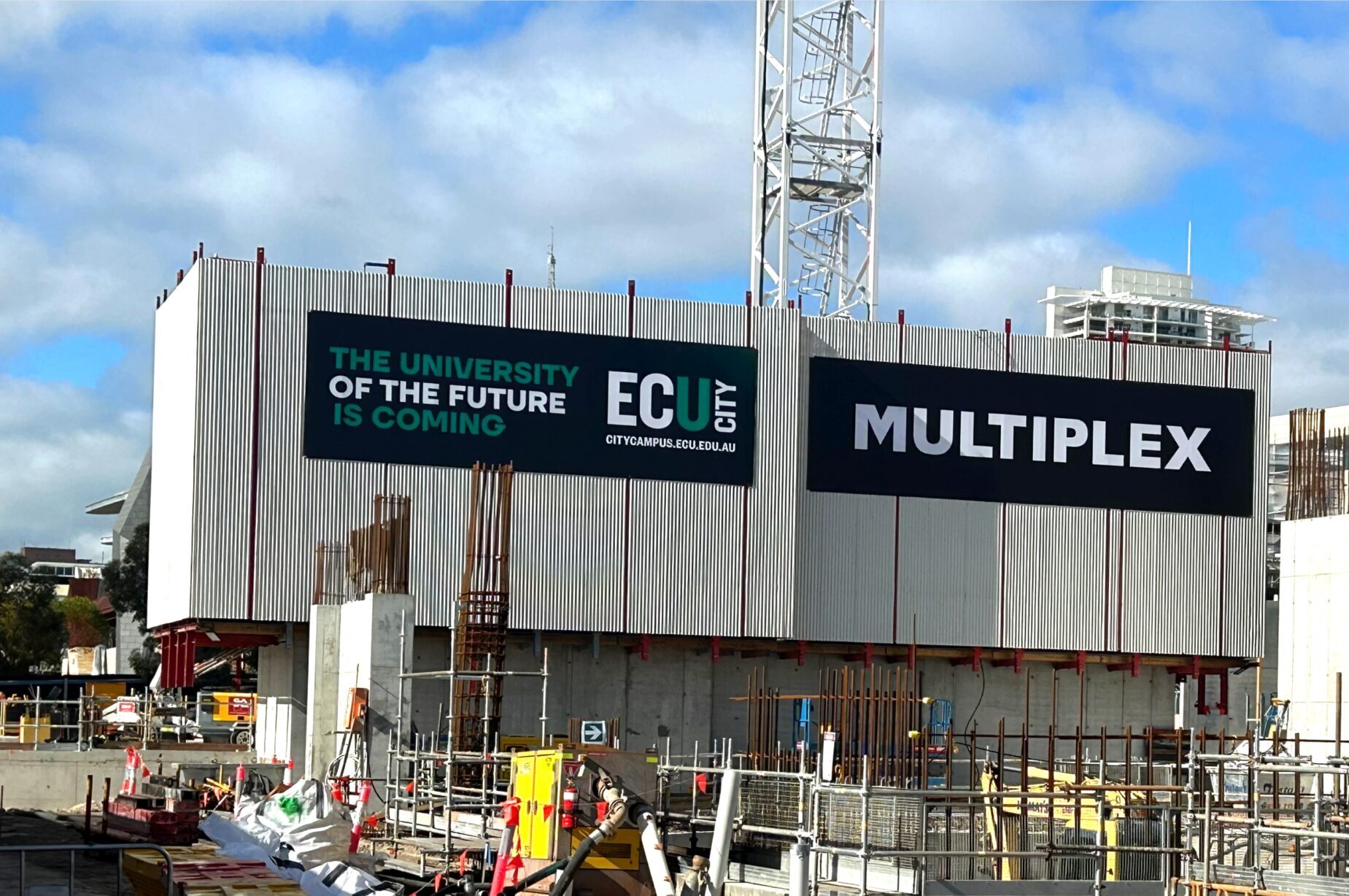 CRANE & JUMP FORM SIGNAGE - Signs & Lines