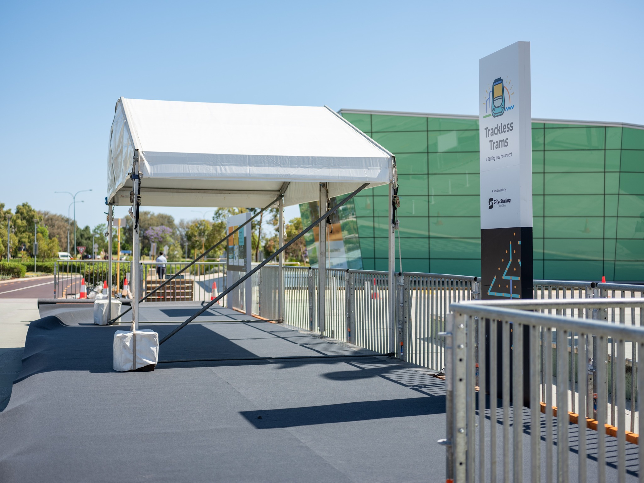 TRACKLESS TRAM EVENT SIGNAGE - Signs & Lines