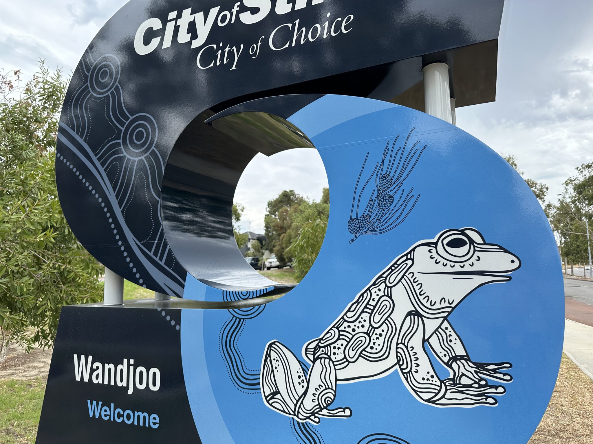 MAKING AN OUTSTANDING ENTRY STATEMENT - Signs & Lines