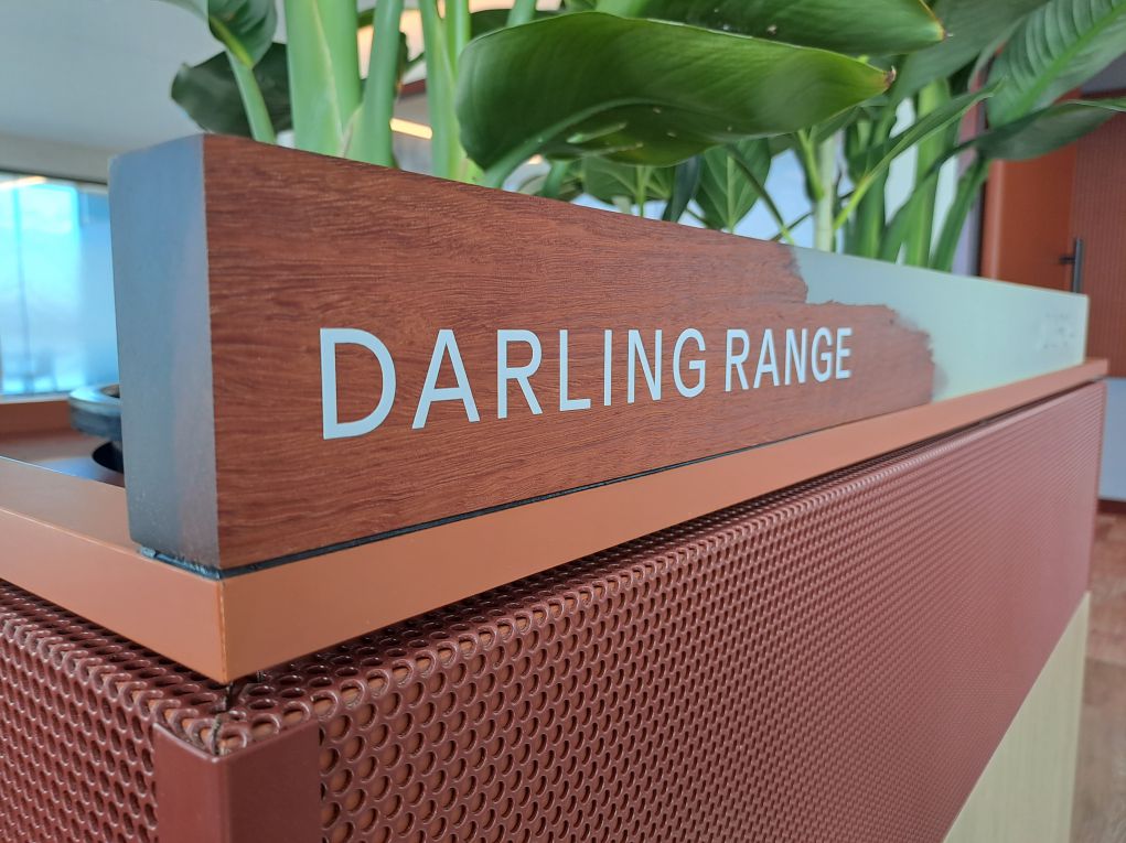 RESIN OFFICE FIT-OUT SIGNAGE - Signs & Lines